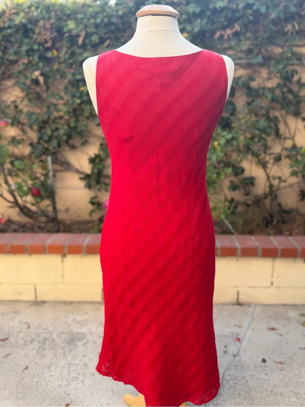 LOFT | Dresses | Loft Ann Taylor Sleeveless Cherry Red Midi Dress ...
